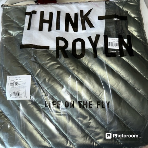 THINK ROYLN | Bags | Nwt Think Royln The Wanderer Quilted Crossbody Bag ...